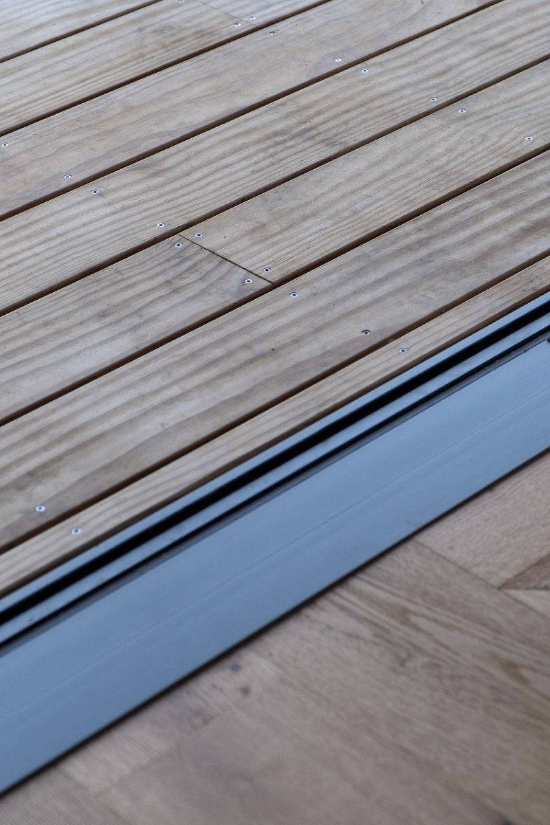 Vulcan Smooth Decking by Abodo – EBOSS