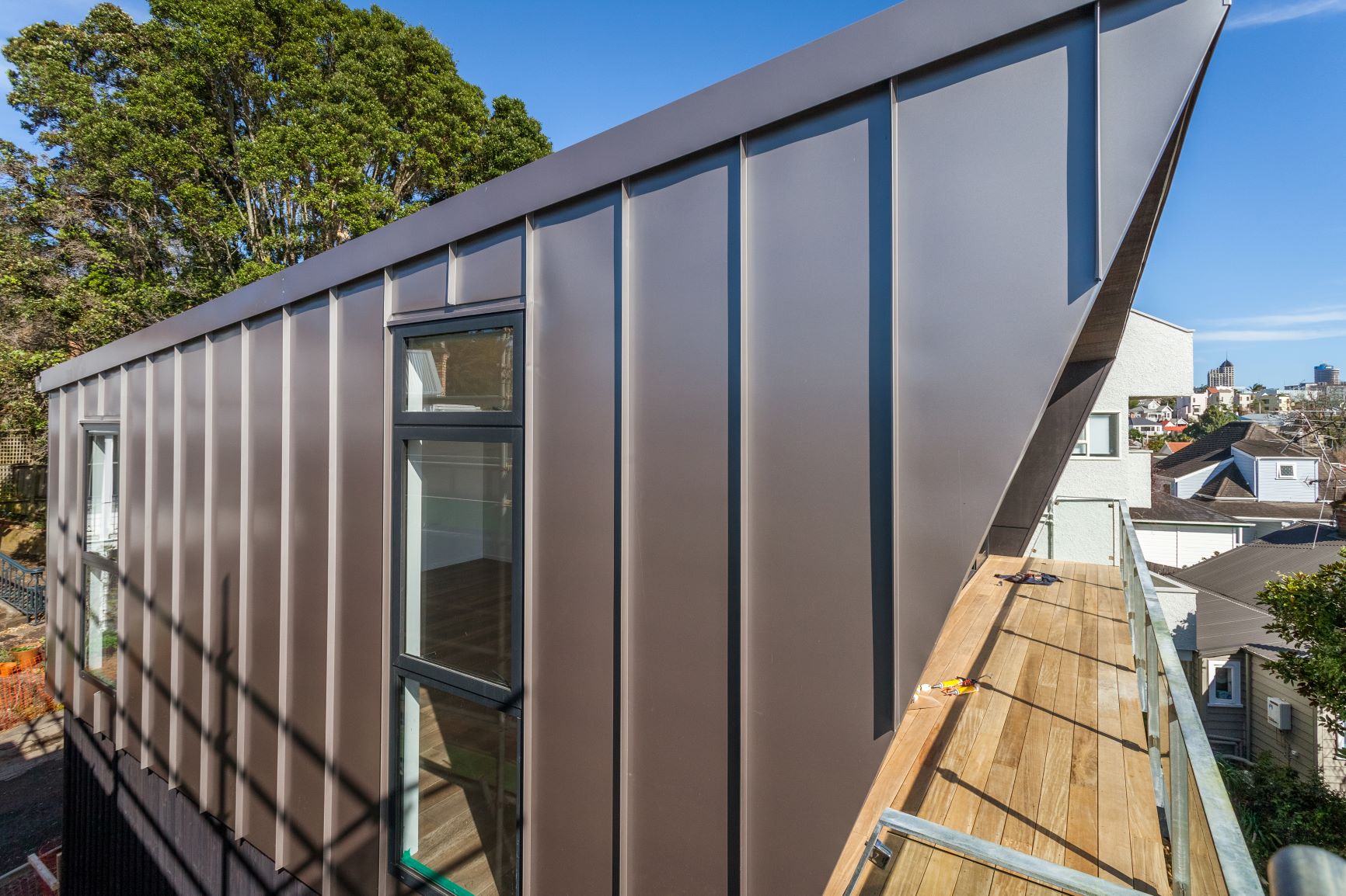 Smarttray Lock Seam Roofing & Cladding by Architectural Metalformers ...