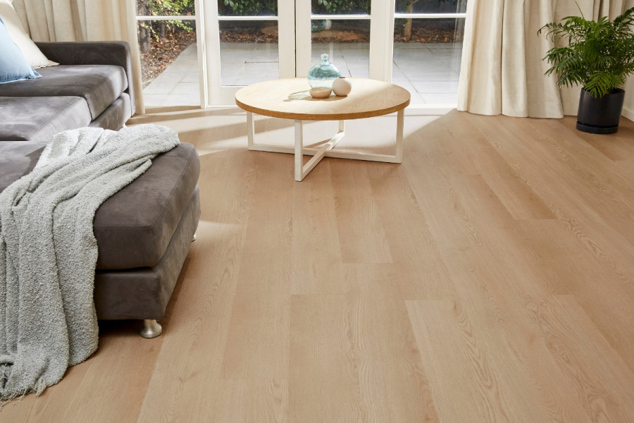 Kingswood™ 1.5 Hybrid Plank by Armstrong Flooring – EBOSS