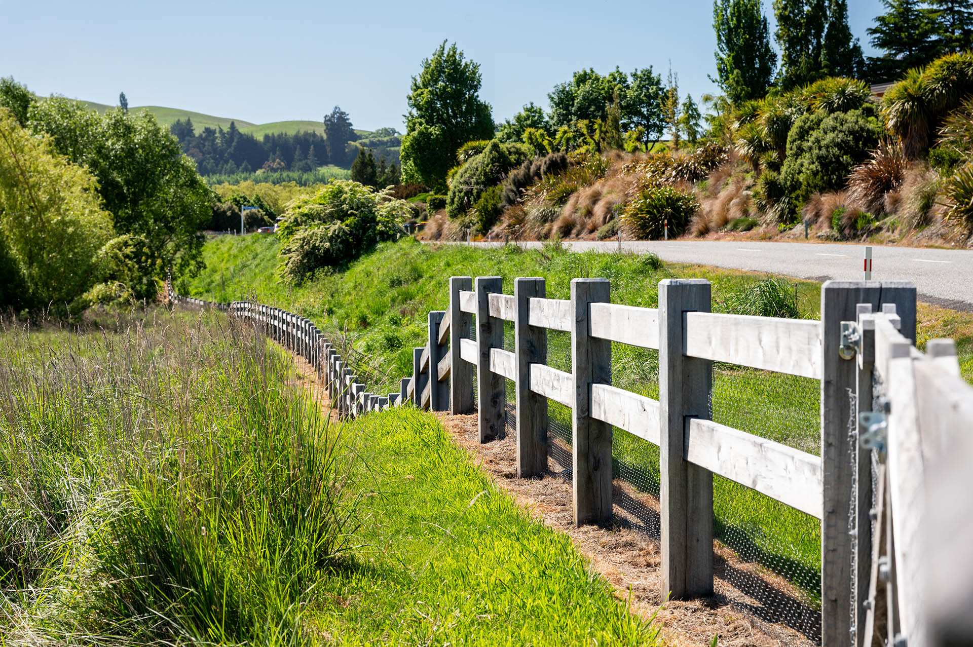 Post&Rail Fencing System by Boundaryline – EBOSS