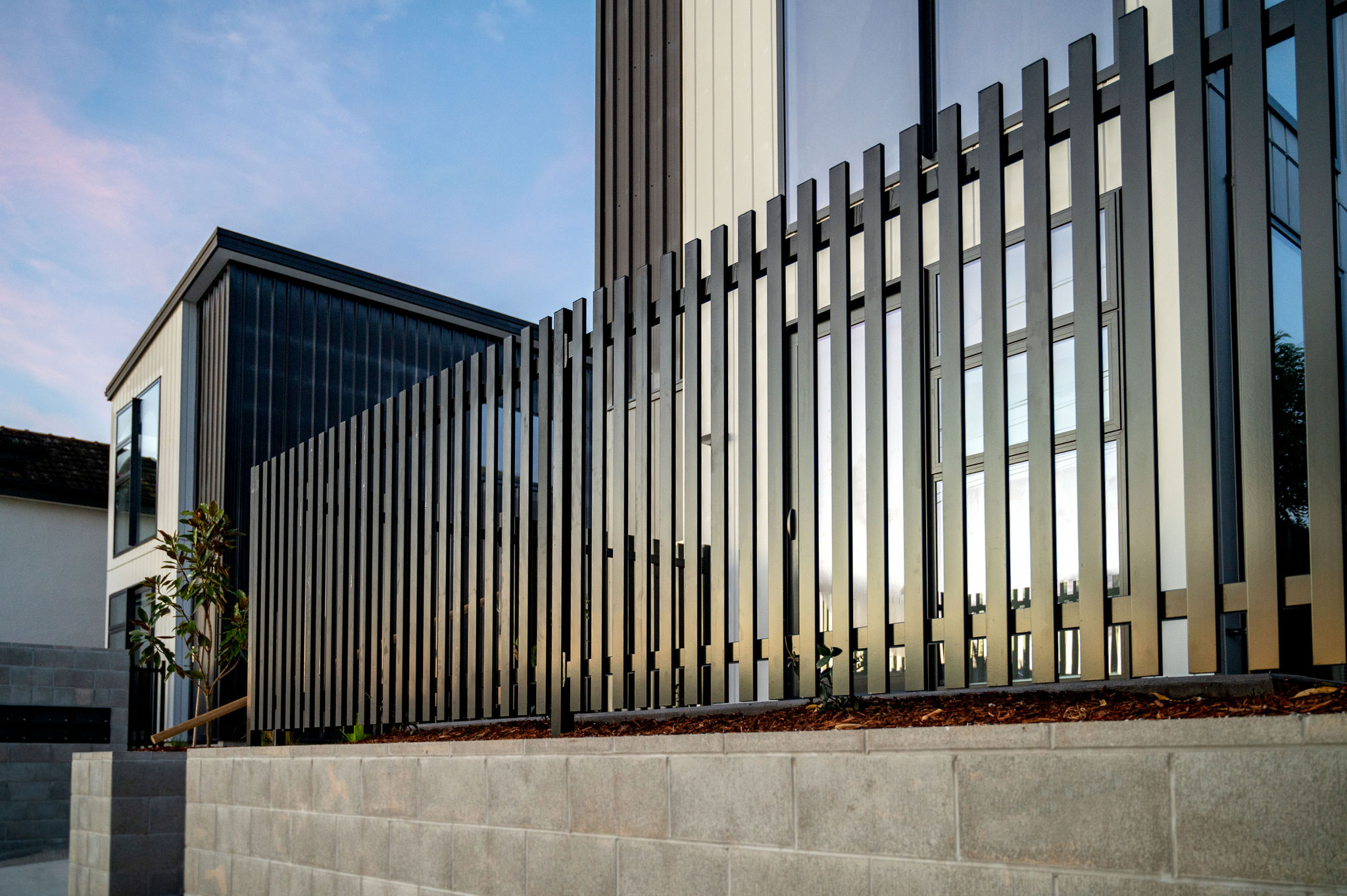 PicketPanel Atlas Fencing System by Boundaryline – EBOSS