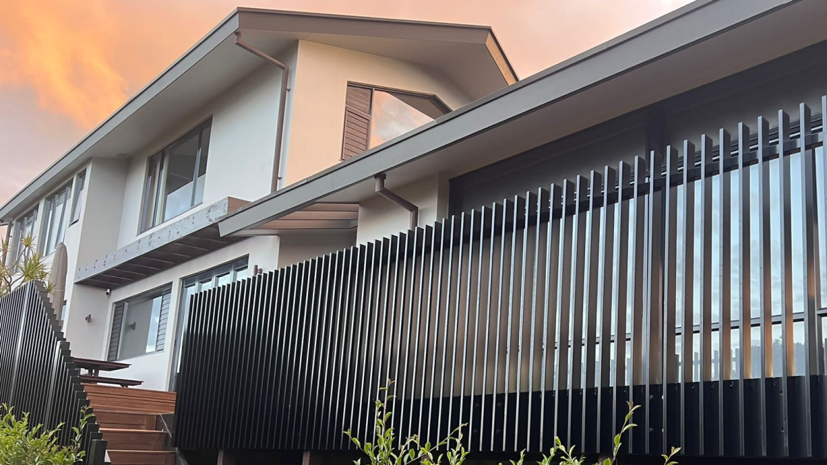 The Finn Contour Balustrade & Fence Panel System by Edgesmith – EBOSS