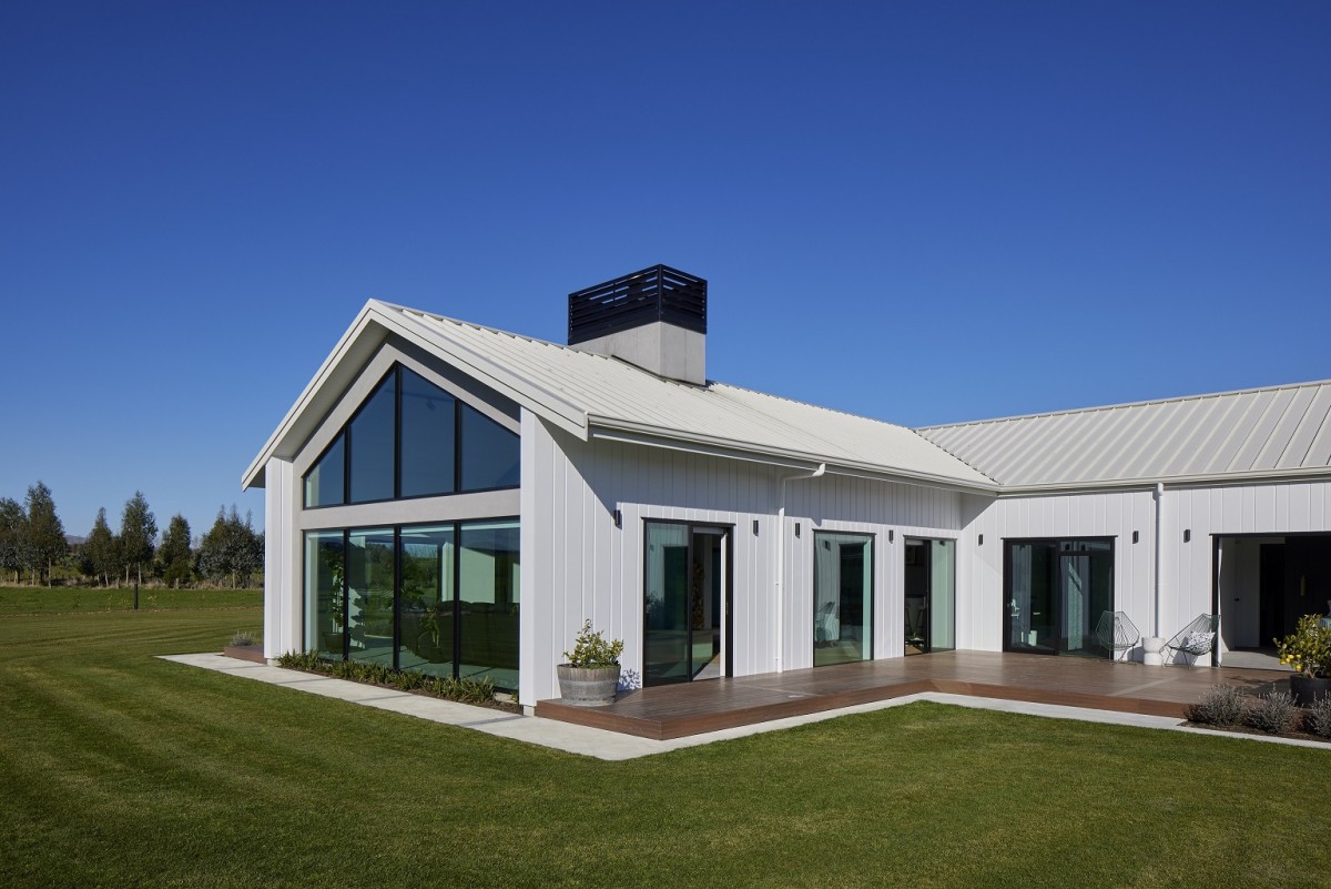 Oblique Weatherboard by James Hardie – EBOSS