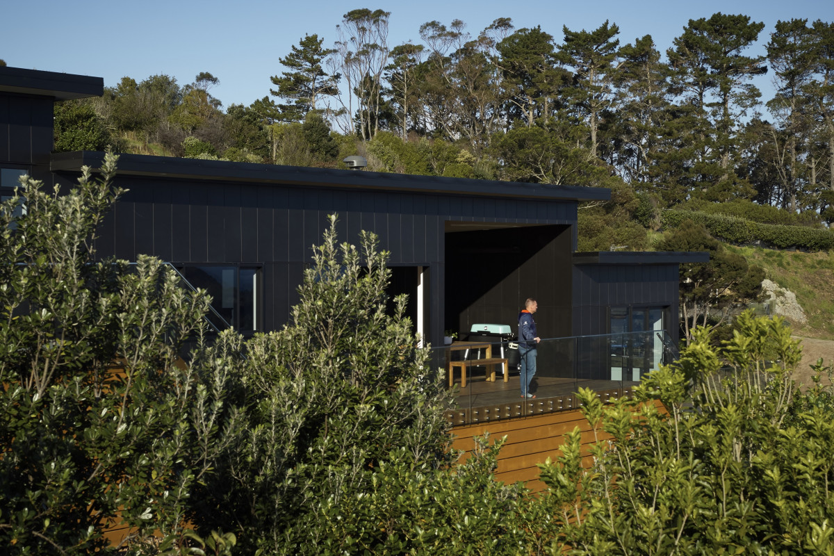 Scyon Axon Panel – EBOSS