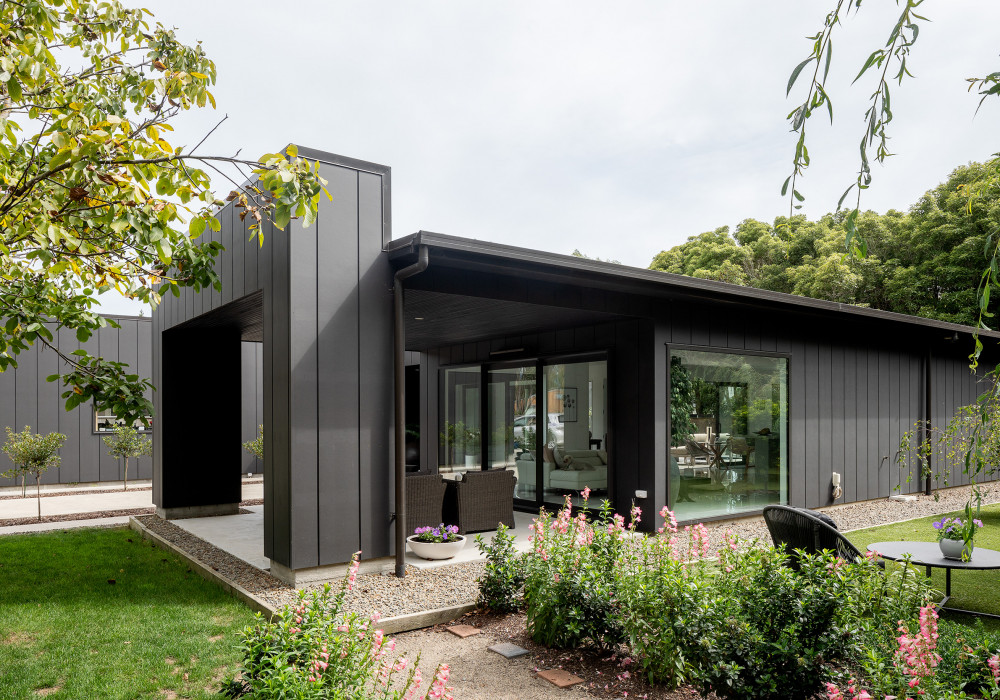 New Slimmer Profile for Stria Cladding Range – EBOSS