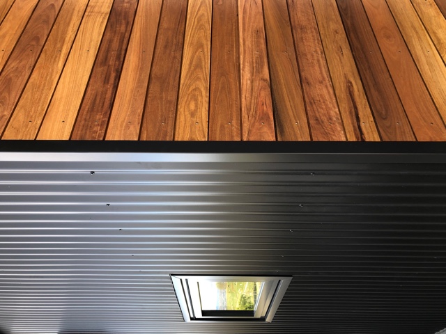 Horizontal Shiplap Sustainable Hardwood Weatherboards by LMA Timber – EBOSS