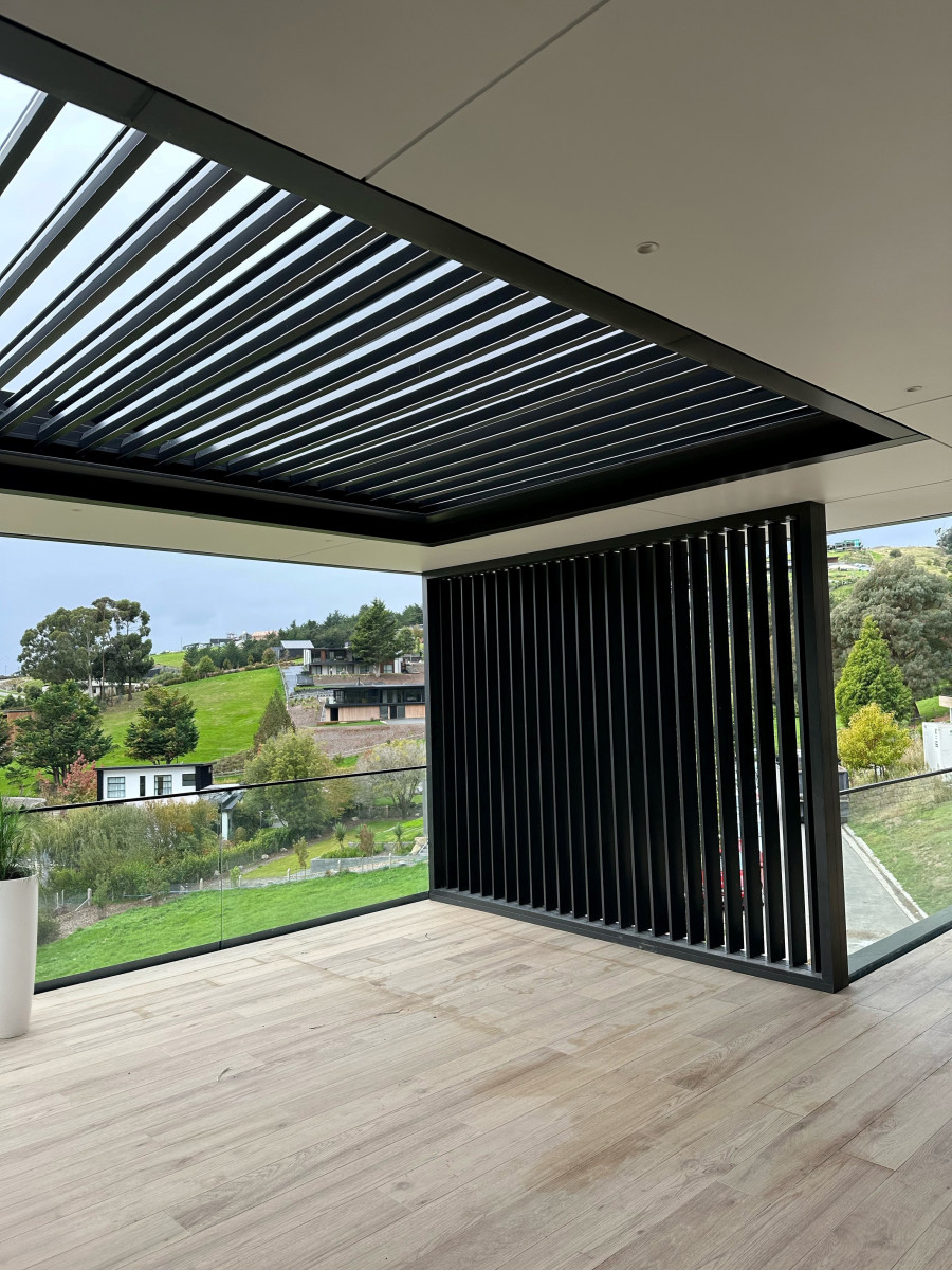 Drawings for Motorised and Hand Operable Louvres (Spiral Pivot System ...
