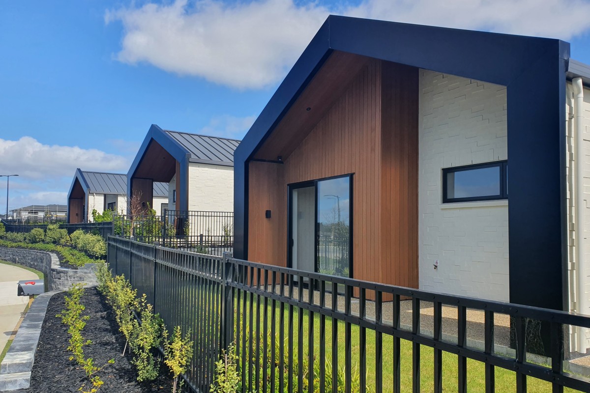 Assure Fence and Gate System by Urban Group – EBOSS