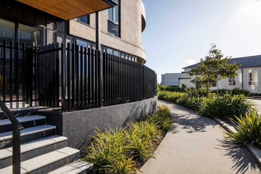 StabiFence Fence and Gate System by Urban Group – EBOSS