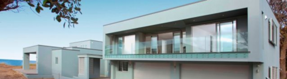 Dulux Colour Awards Finalist: Orewa Beach House – EBOSS