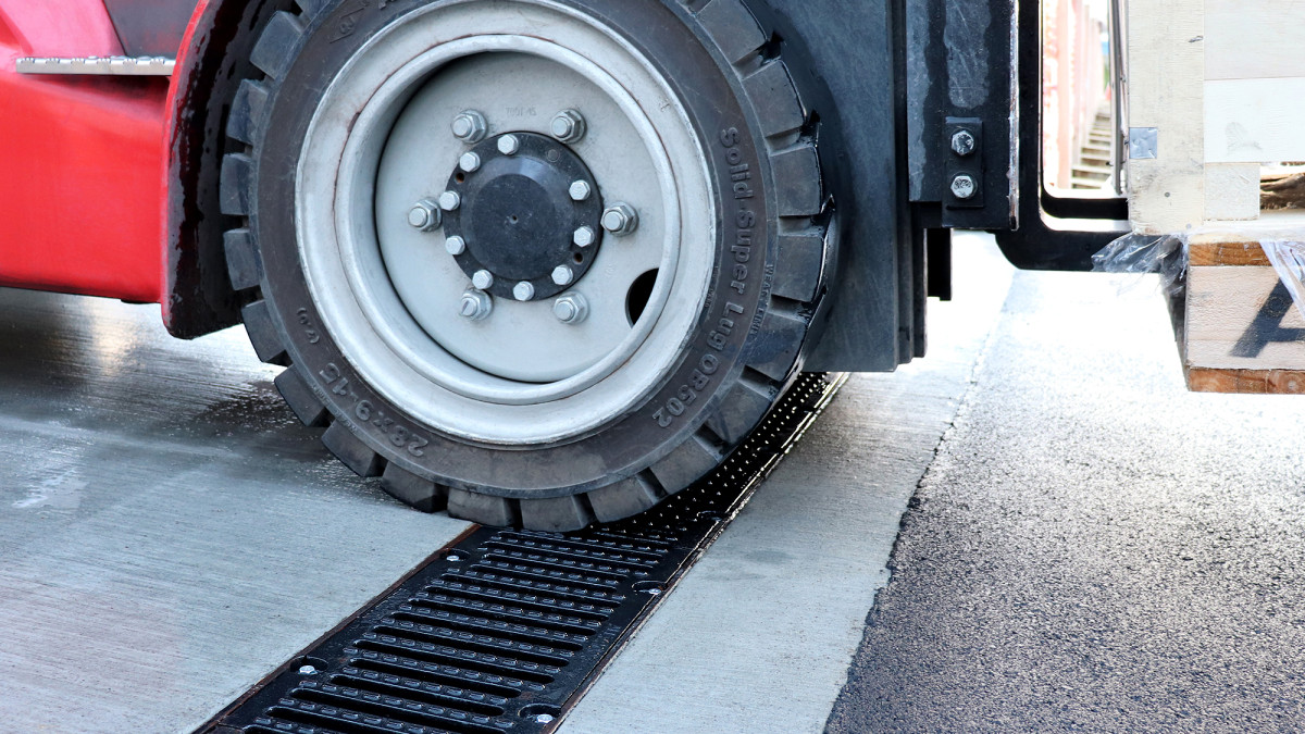 Selecting and Detailing Channel Drains to AS3996 – EBOSS