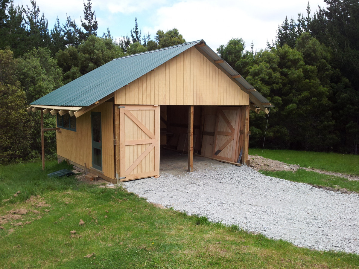 Affordable IBS Cladding Brings a Rustic Look to Homes and Barns – EBOSS