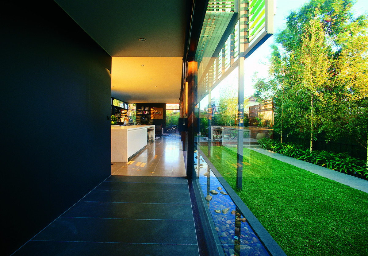 Retain More Heat with High Performance, Premium Double Glazing – EBOSS