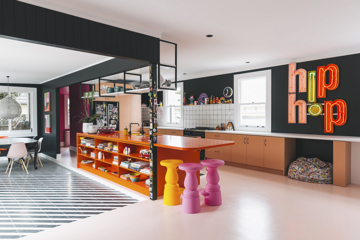 Laminex Solid Surface Brings Splash of Colour to Family Kitchen – EBOSS