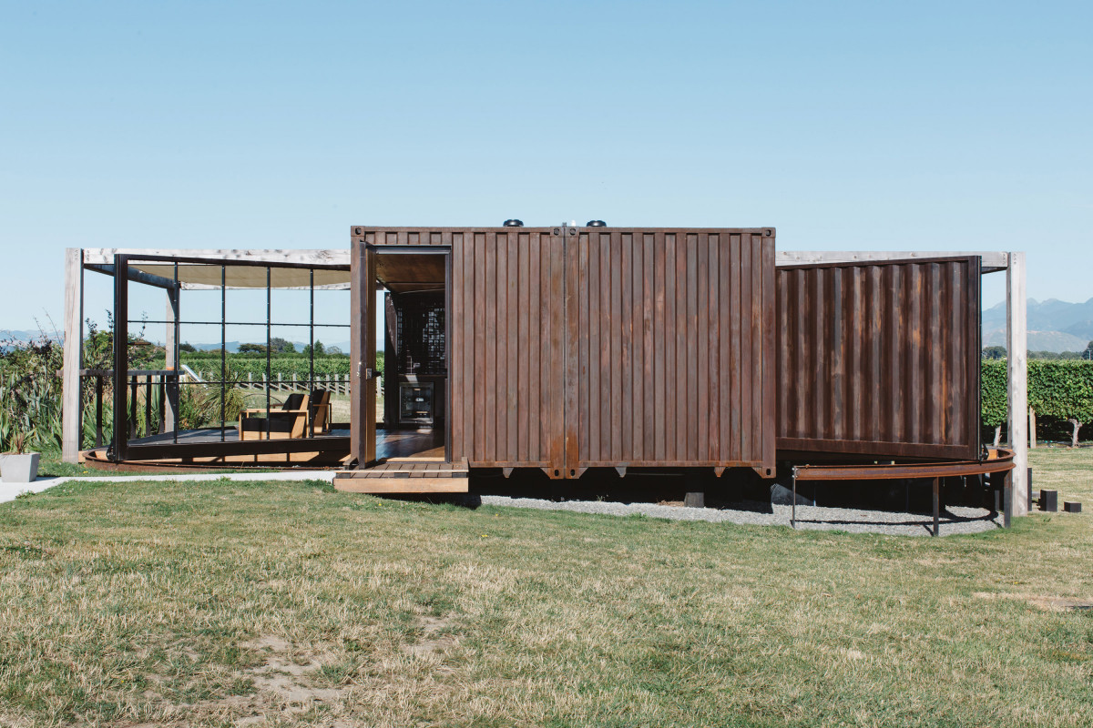 Porter’s Liquid Iron Creates Rust Look for Vineyard Pavilion – EBOSS