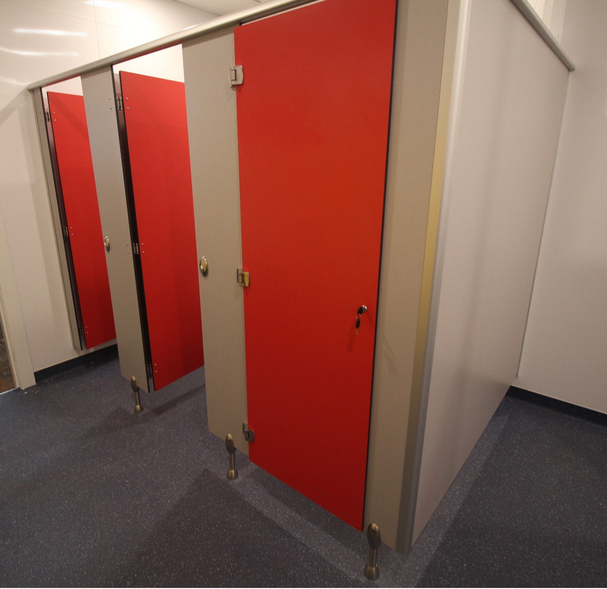 KerMac Industries Supplies Versatile Cubicle System to Jackson ...