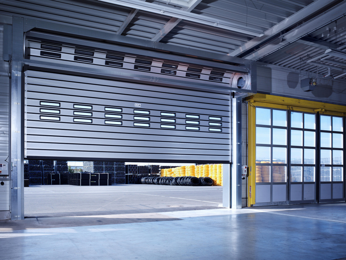 EFAFLEX: The Experts in Safe High-Speed Doors – EBOSS
