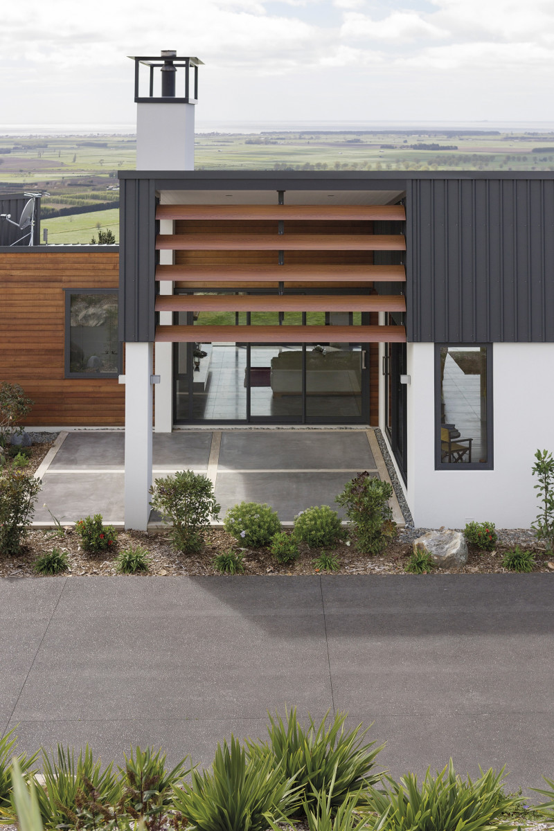 Timber-Look Aluminium Louvres Open Design Possibilities – EBOSS