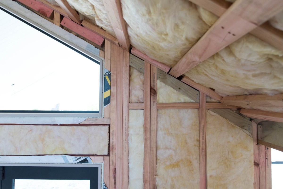 The New Gold Standard: Bradford's R7.3 Ceiling Insulation Has Arrived – EBOSS