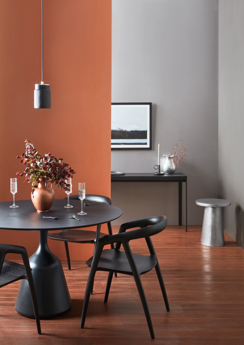 Shimmer by the Roll: New Metallic Wallpaper by Resene – EBOSS