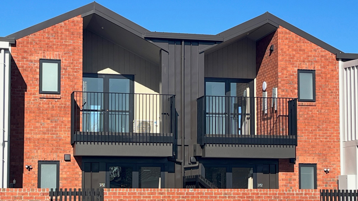 Bricks 101: A Look at What Gives Bricks Their Timeless Appeal – EBOSS