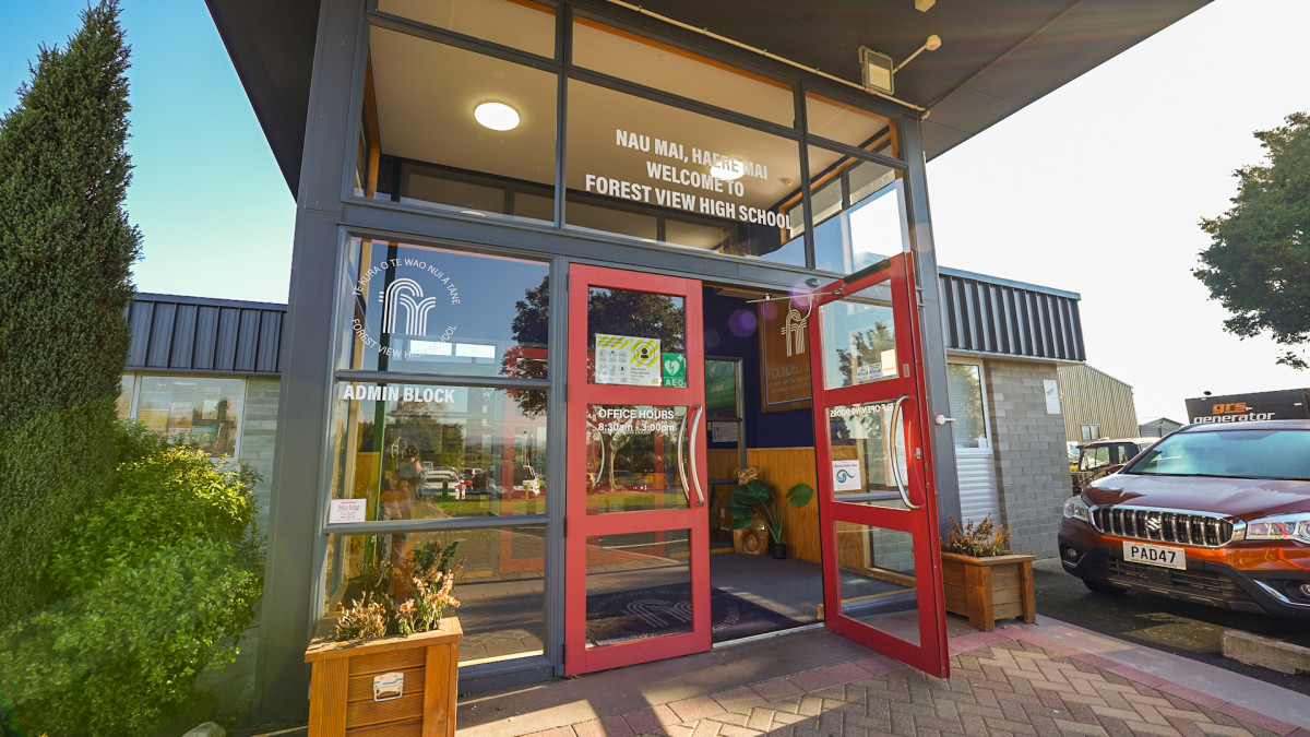 eCLIQ Electronic Keying System Makes High School Security Access ...