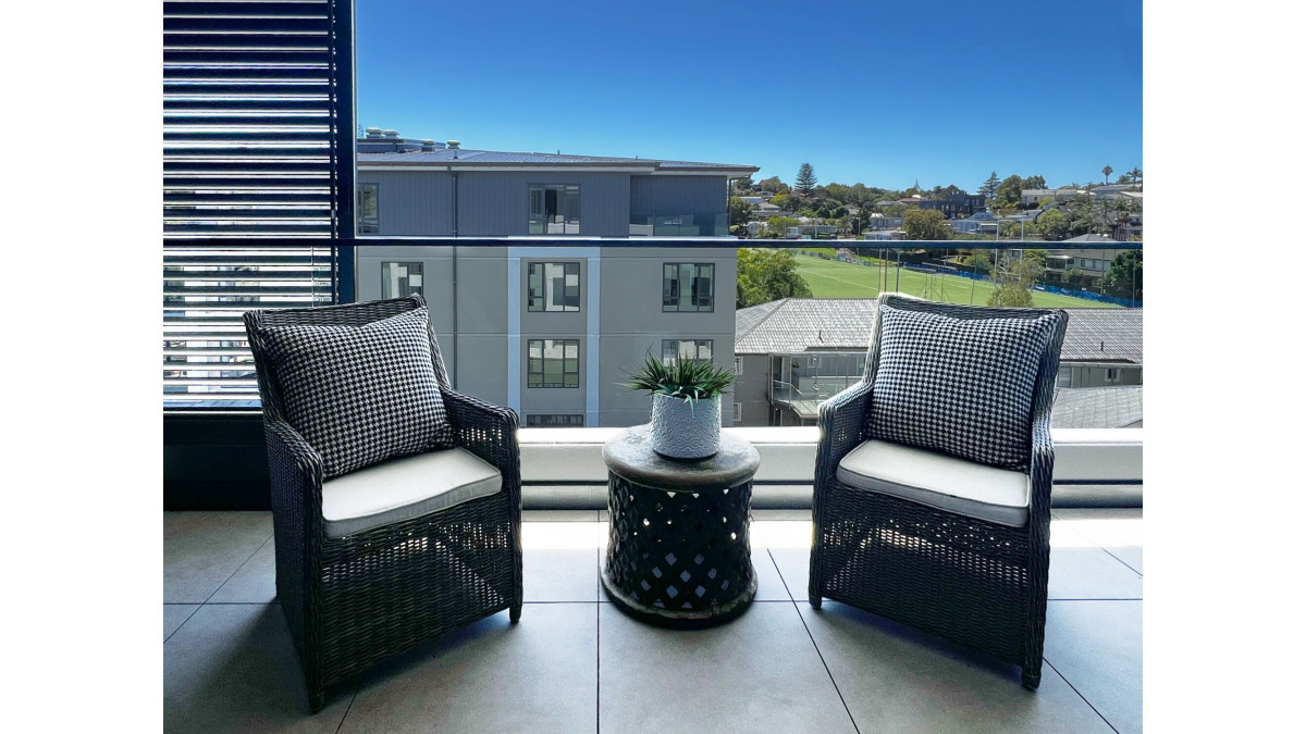 Smart Balustrade Selection Enhances Outdoor Living at Remuera Gardens – EBOSS