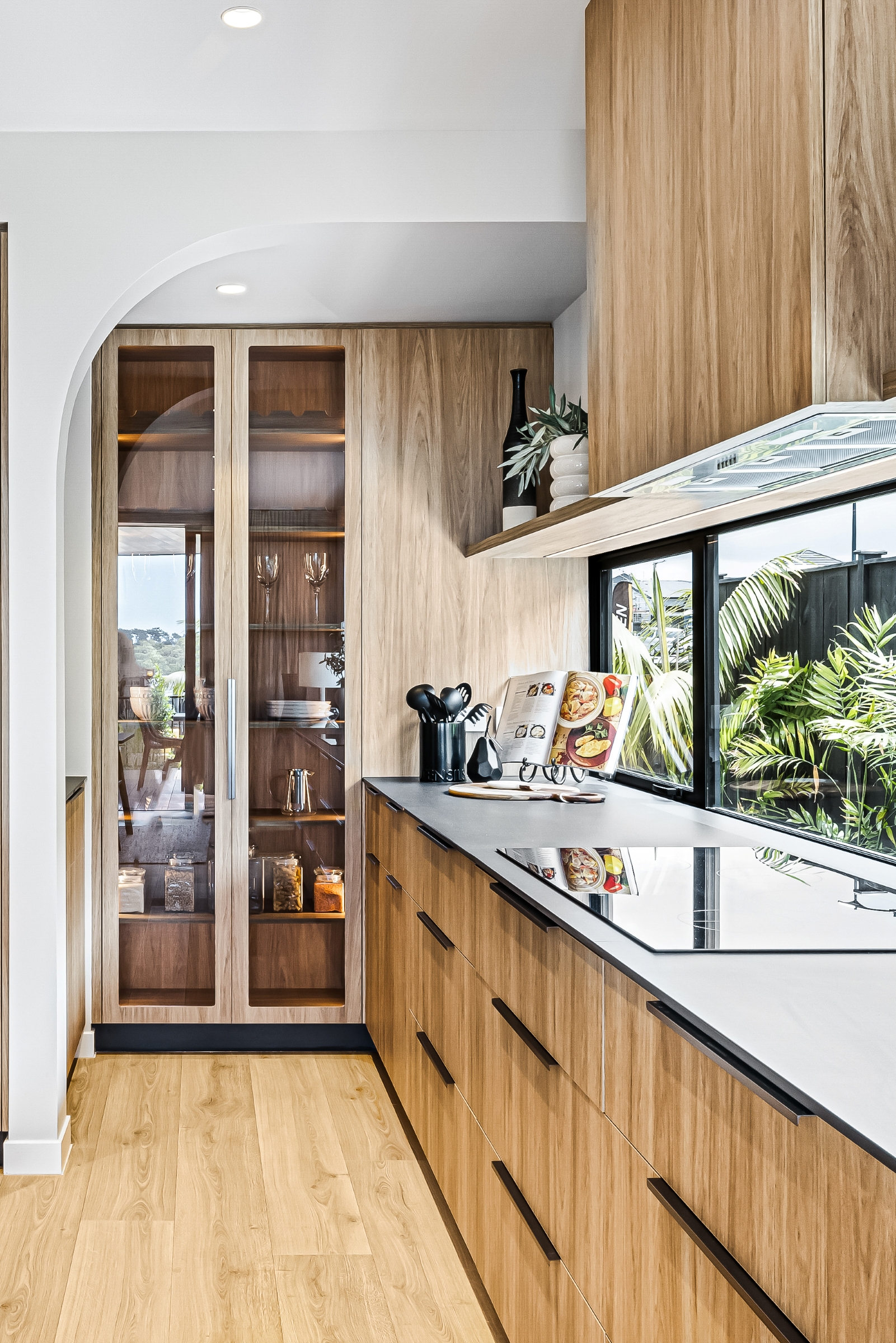 Premium Kitchen Performance with Hettich AvanTech YOU – EBOSS