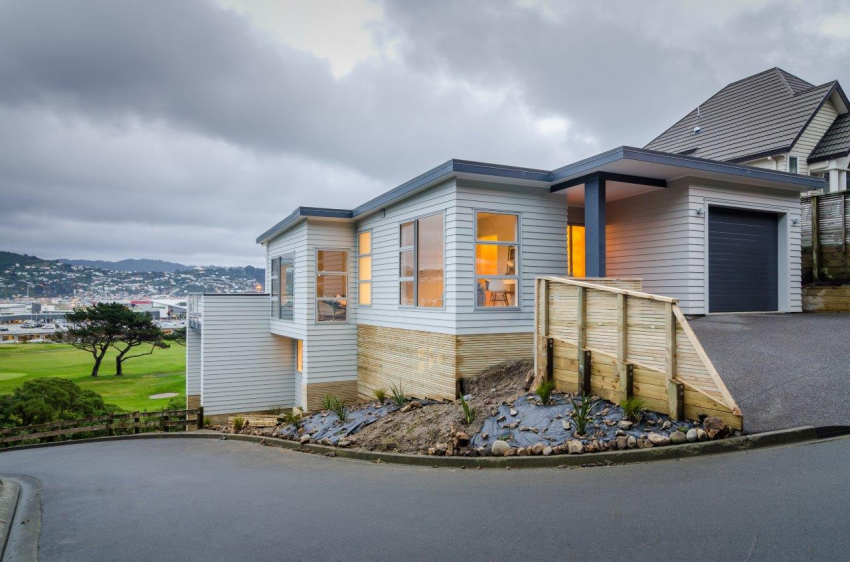James Hardie's Linea Weatherboard Solution for Wellington Home by James ...